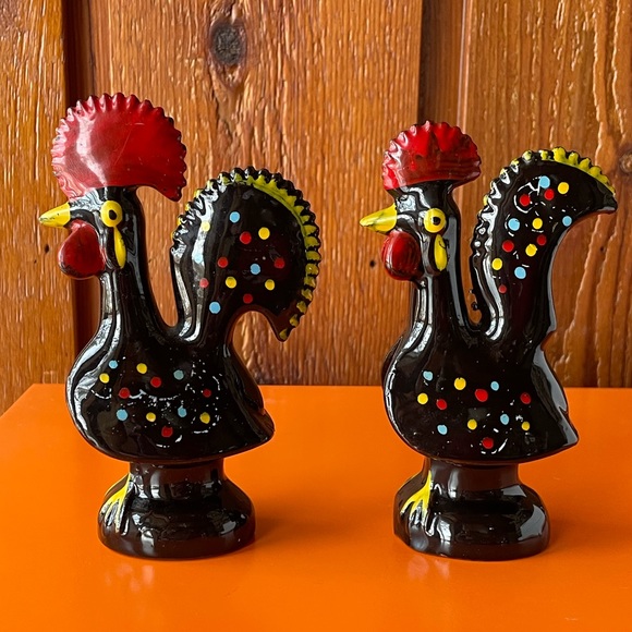 Kitchen | Vintage Rooster Salt And Pepper Shaker Set | Poshmark